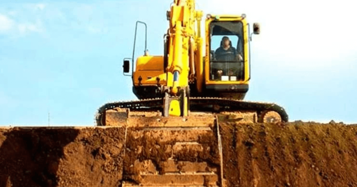 Landscape Excavation (Guide For Homeowners) - Aspire Construction Group ...